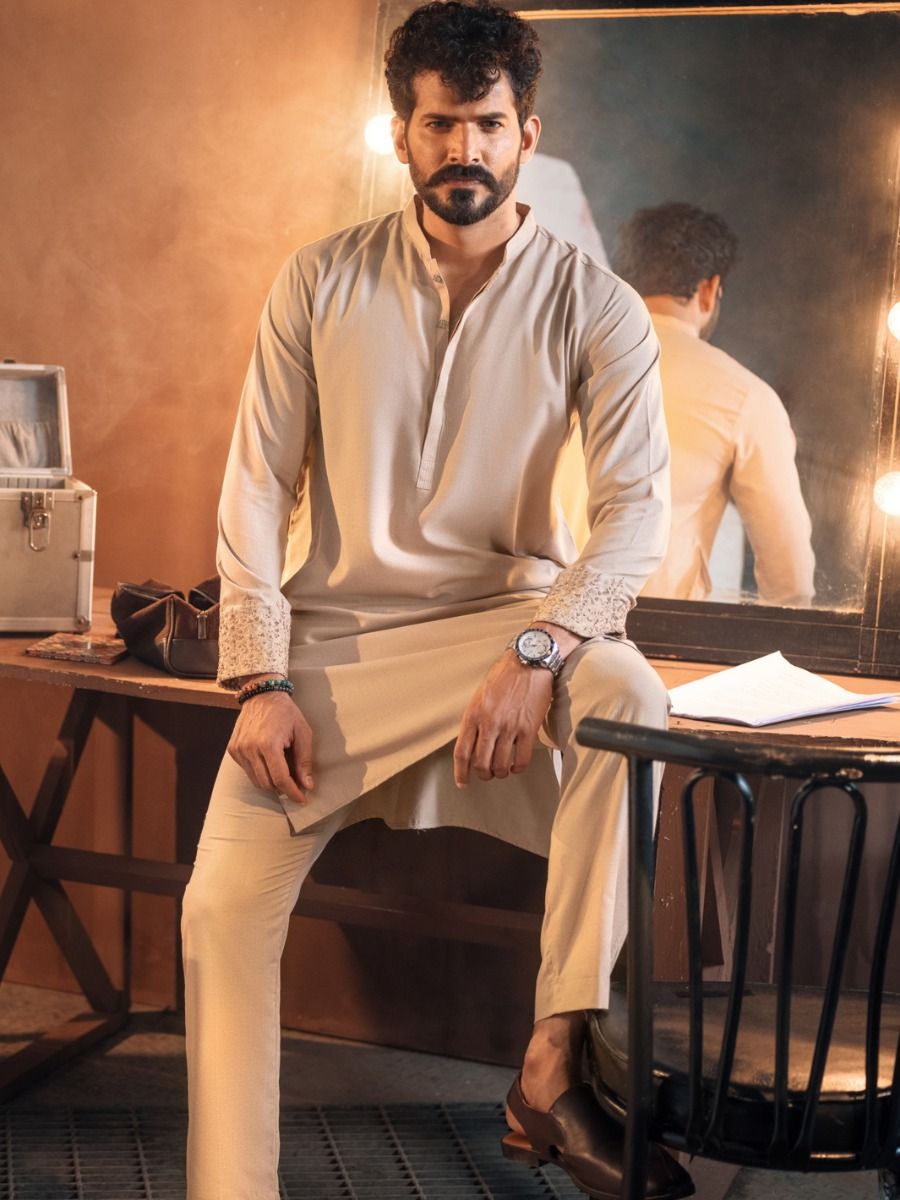 AL-KT-AF-2692/AM-994C – ZA Junaidjamshed